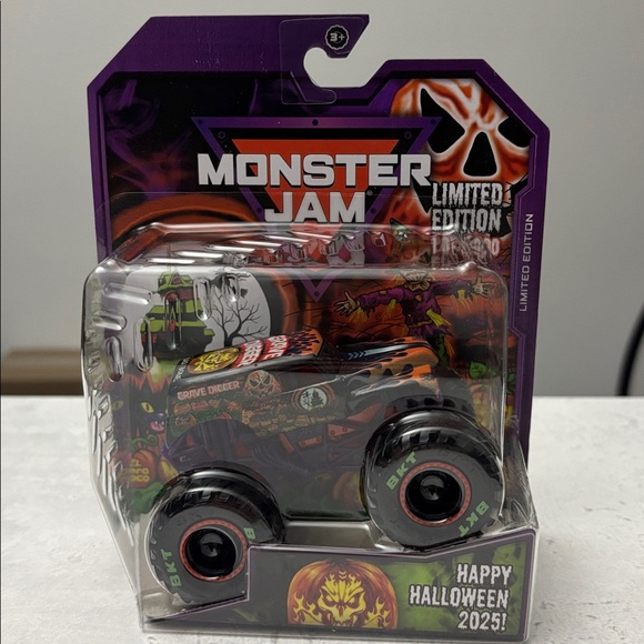 Monster Jam | Toys | Monster Jam 225 Limited Edition Grave Digger ...